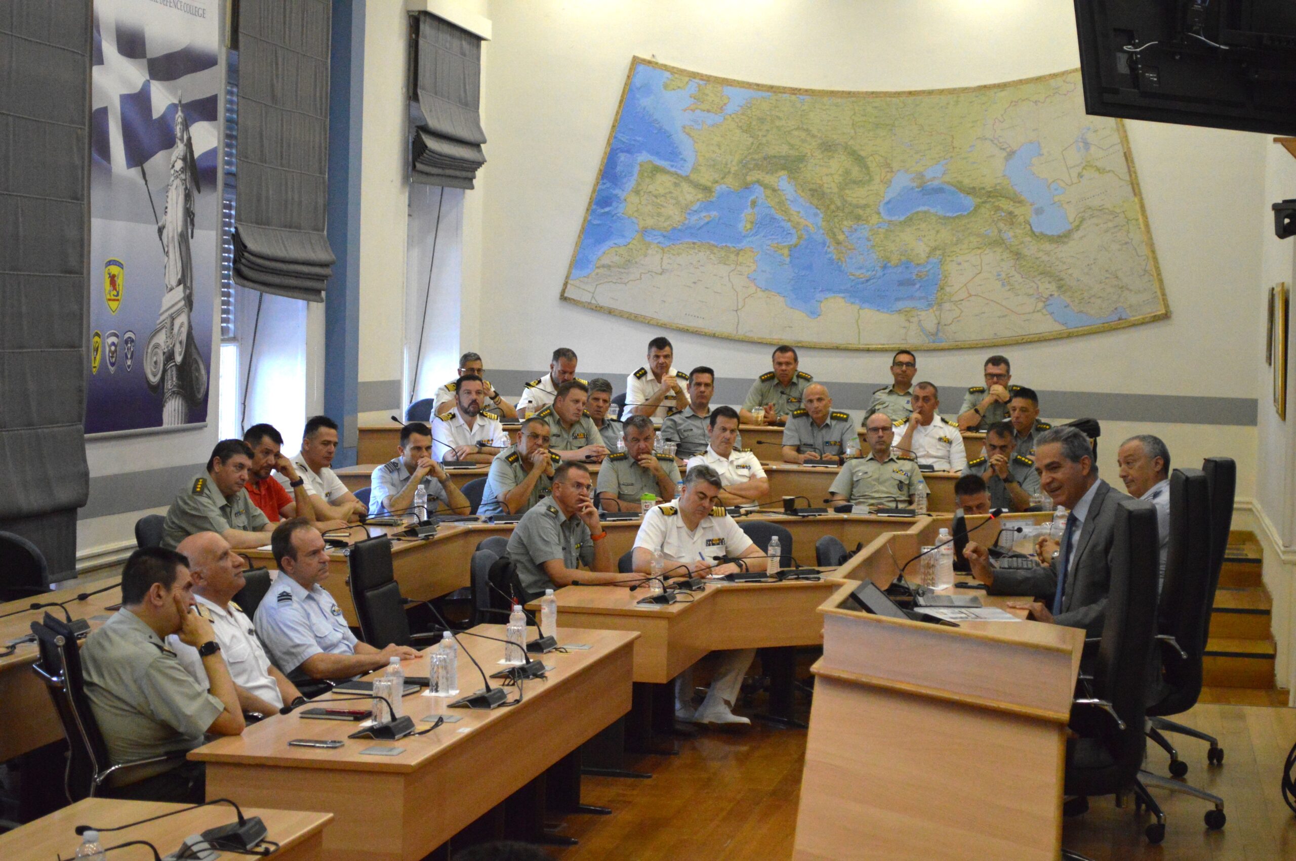 Εκπαίδευση 15ης Εκπαιδευτικής Σειράς Εξ Αποστάσεως στο Χειρισμό Κρίσεων ...